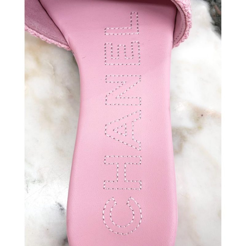 Chanel 2024 Coco Beach pink crochet slides - The Cat's Meow